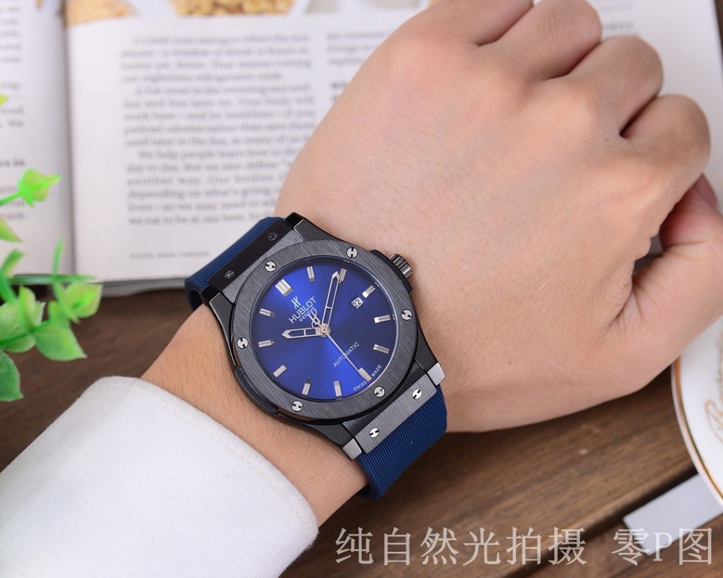 最高級ウブロ クラシック フュージョン 21600振動ムーブメント搭載 TSH2001P320-HU26 スーパーコピーN級品代引き国内発送通販